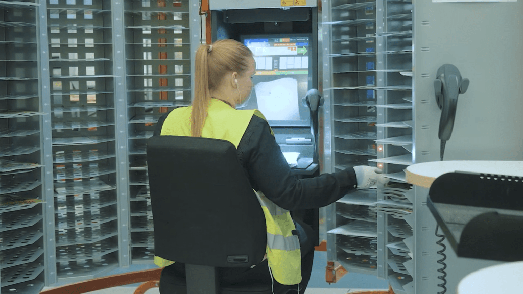 Parcel sorting solutions - Mailroom Solutions