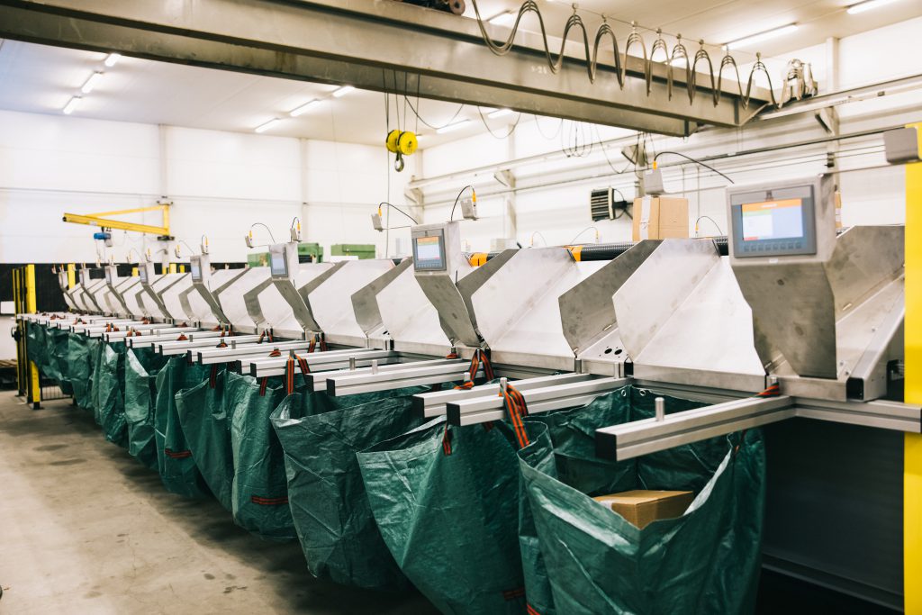 Parcel sorting - Mailroom Solutions